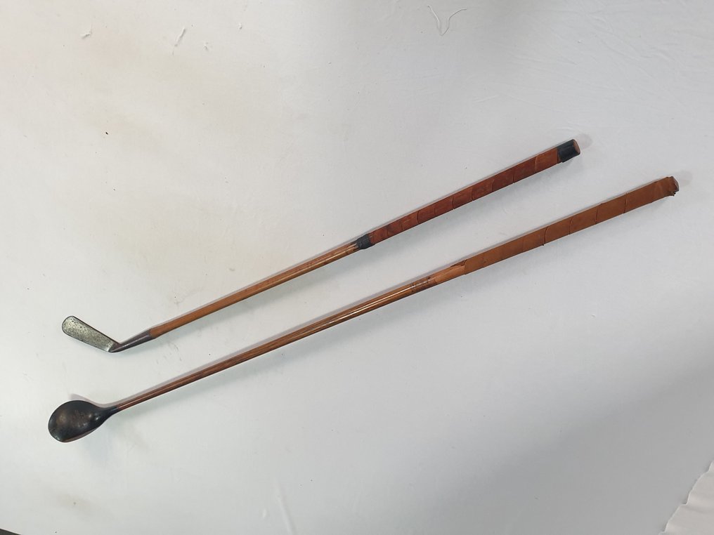 2 Antique golf clubs, Wood & Putter, 1890s - 1930s. Marked. Hickory ...