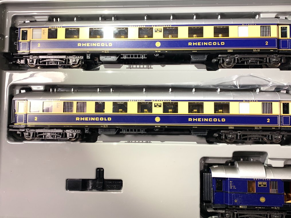 Märklin H0 - 4228 - Modeltrein personenwagonset (1) - Wagenset "Rheingold'' 5 rijtuigen met ...
