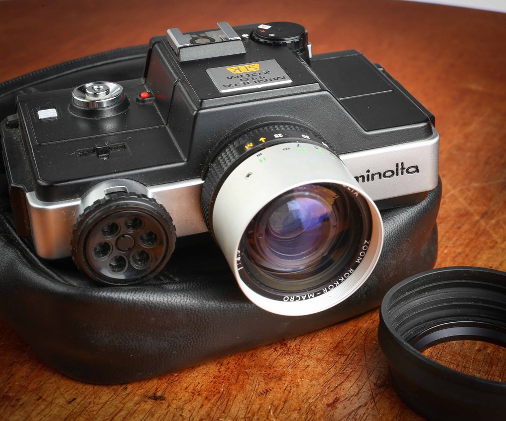 Minolta 110 Zoom SLR Réflex cassette 110 avec un étui 1976 Single lens ...