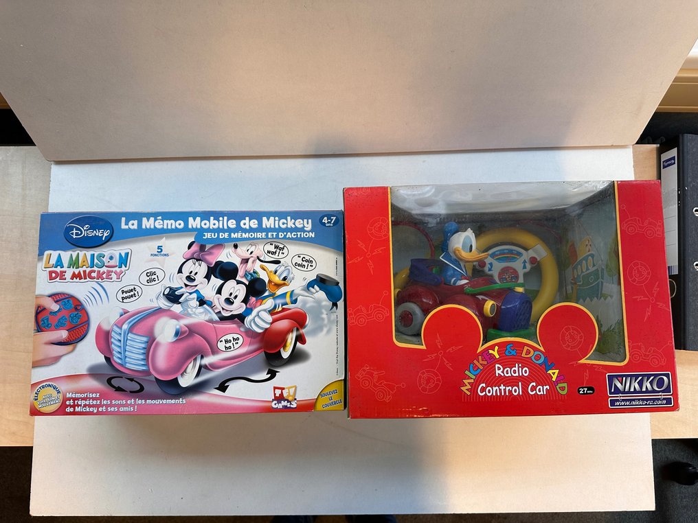 Donald Duck, Mickey Mouse, Minnie Mouse, Pluto - 2 Toy - Nikko en TFI ...