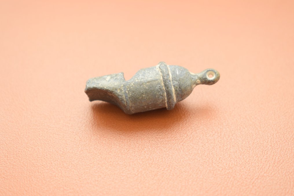 Ancient Roman Pewter Ancient Roman Pewter Legionary Whistle - Catawiki