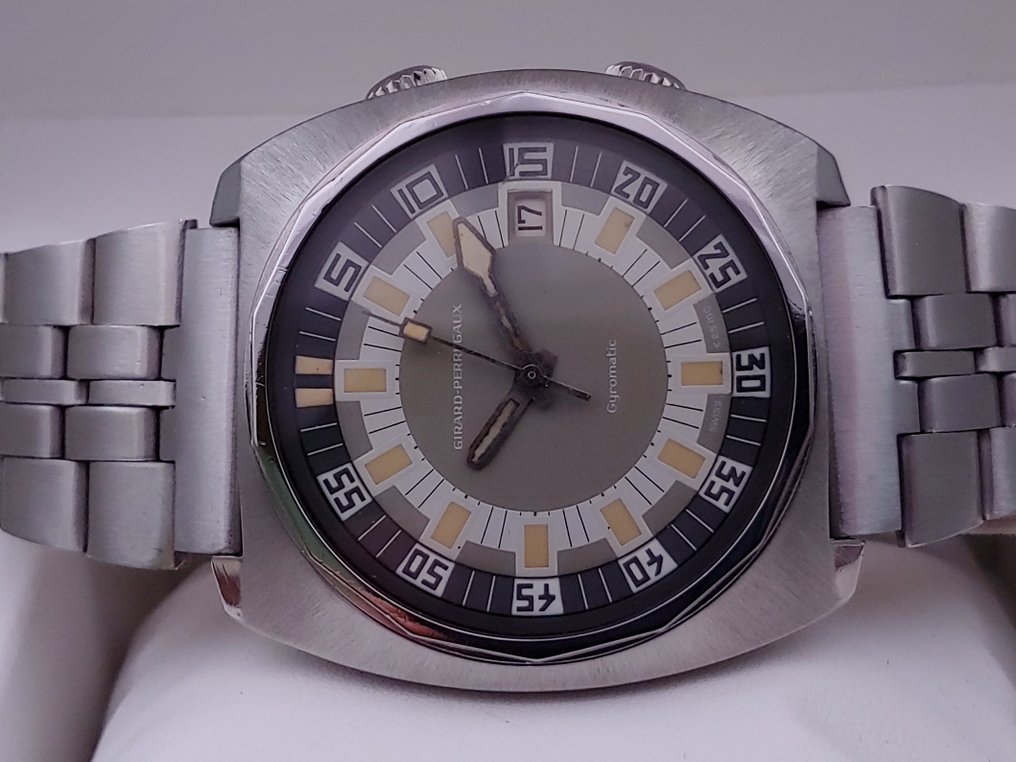 Girard-Perregaux - Gyromatic Deep Diver Super-Compressor - Men - 1960 ...