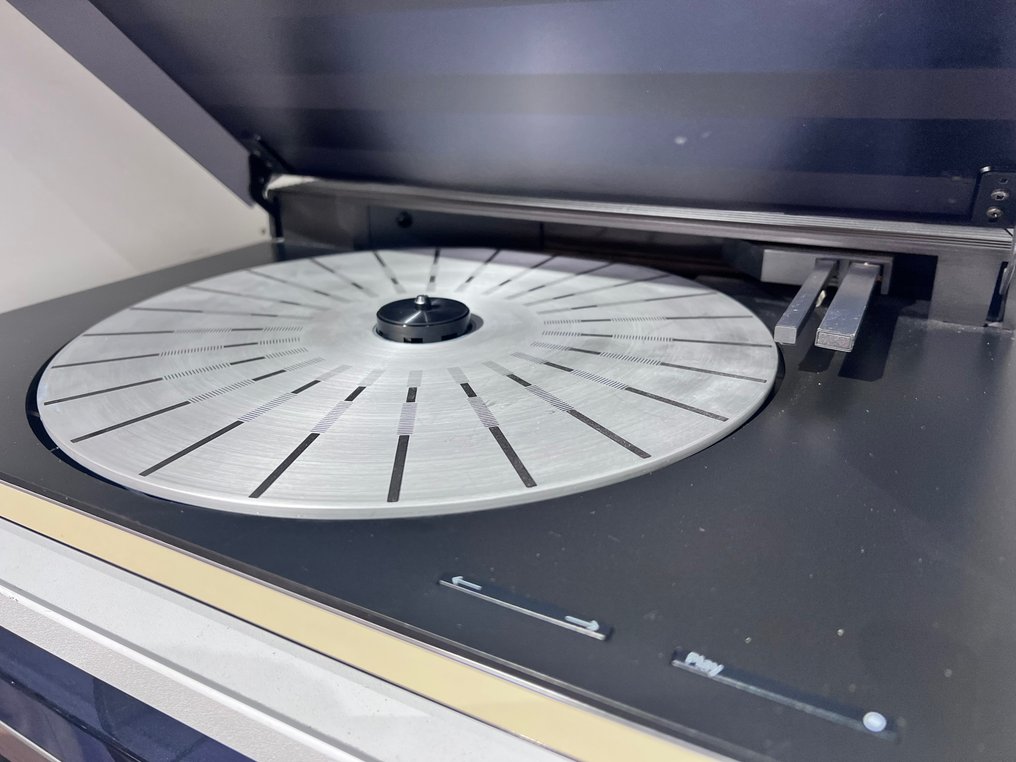 Bang & Olufsen - Very rare and real vintage - Beogram 9000 Table ...