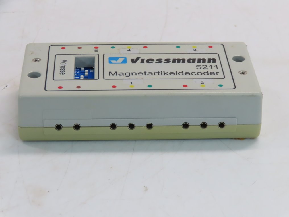 Viessmann H0 - 5211 - Model treinbesturingseenheid (5) - 5x Digitale decoder voor het schakelen ...