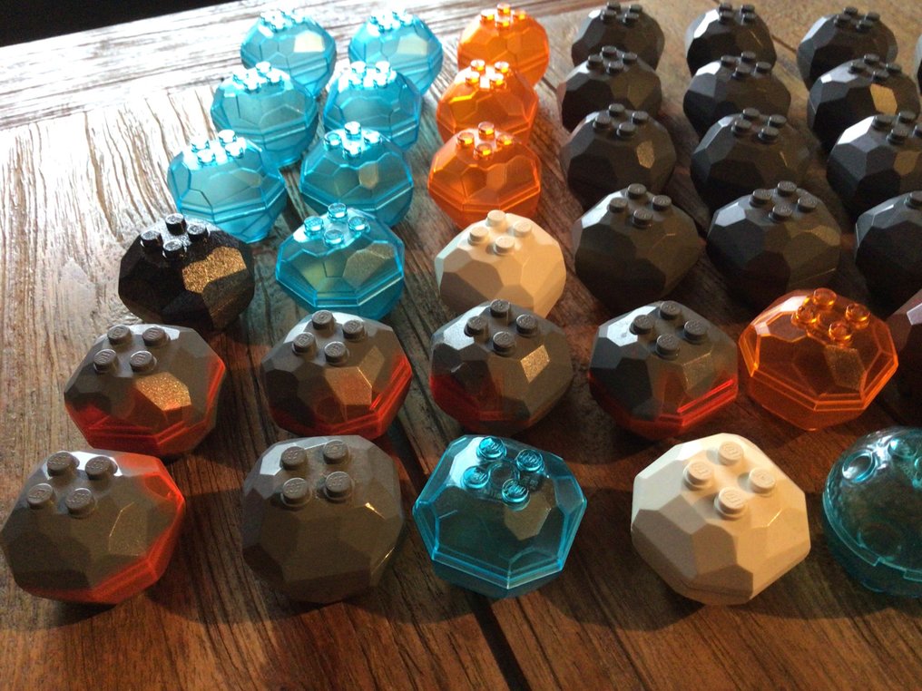 LEGO - 53 x Rock boulders / alien pods / Arctic globes - Catawiki