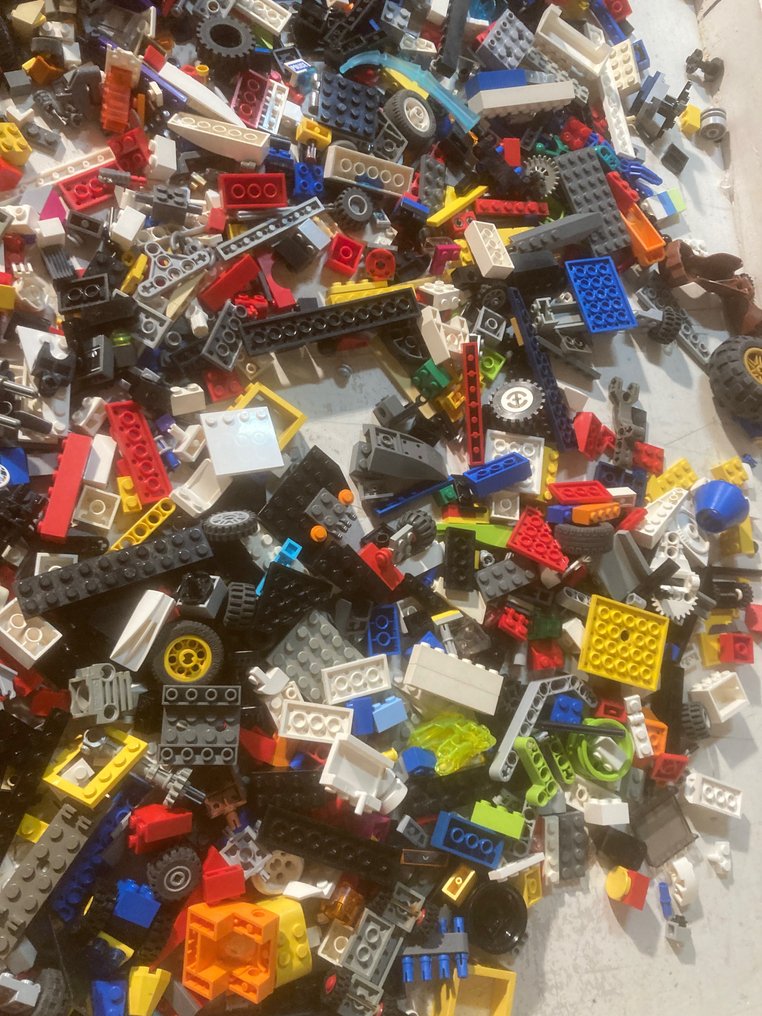 Lego - Lego 8300 gram losse mix - Catawiki
