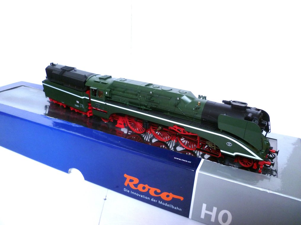 Roco H0 - 63218 - Locomotiva a vapore con tender (1) - BR 18 201 dotato ...
