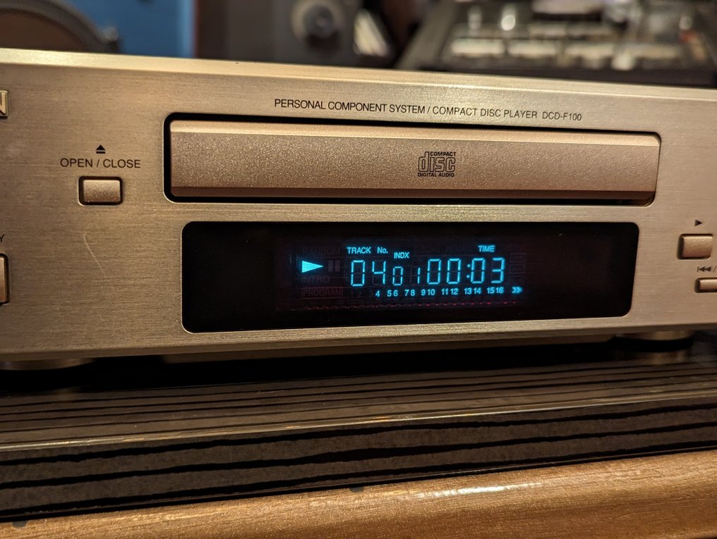 Denon - DCD-F100 Lecteur de CD - Catawiki