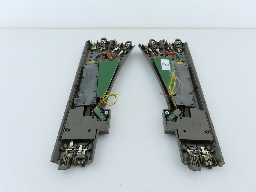 Märklin H0 - 24611/24612 - Model train tracks (2) - 2-part rail lot ...