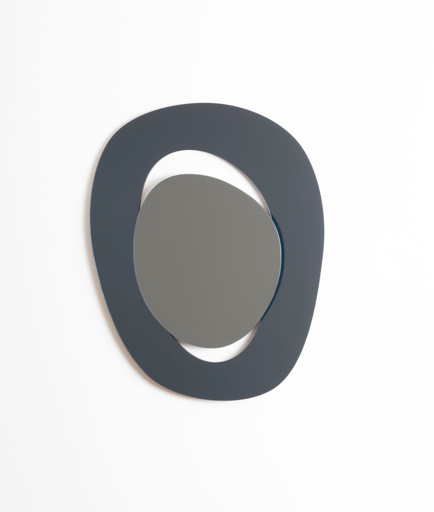 Pon Design Laura Gaiteiro - Wall mirror - Mirror and Acrylic - Catawiki