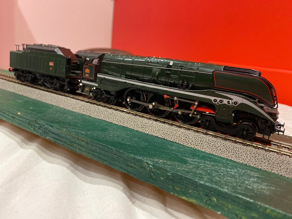 Jouef H0 - 824900 - Steam locomotive with tender (1) - 232 U 1 - SNCF - Catawiki