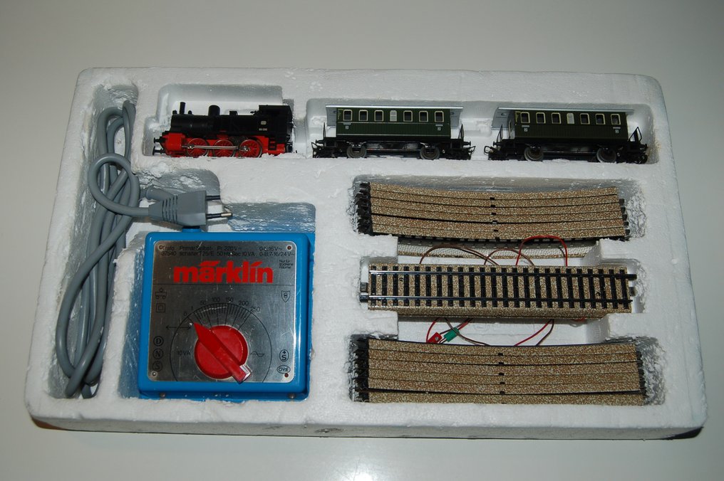 Märklin H0 - 2920 - Starter set (1) - Steam locomotive BR 89 with 2 associated wagons - DB ...