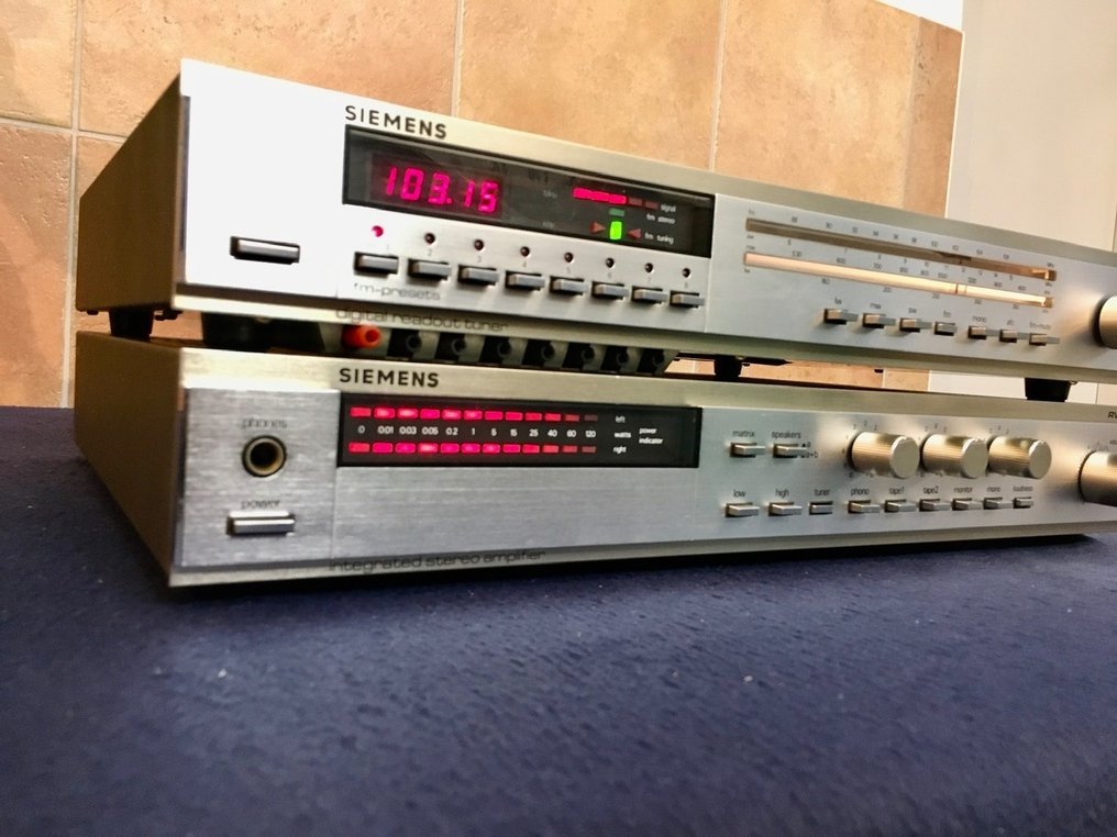 Siemens - RV-333 & RH-333 Solid state stereo versterker - Catawiki