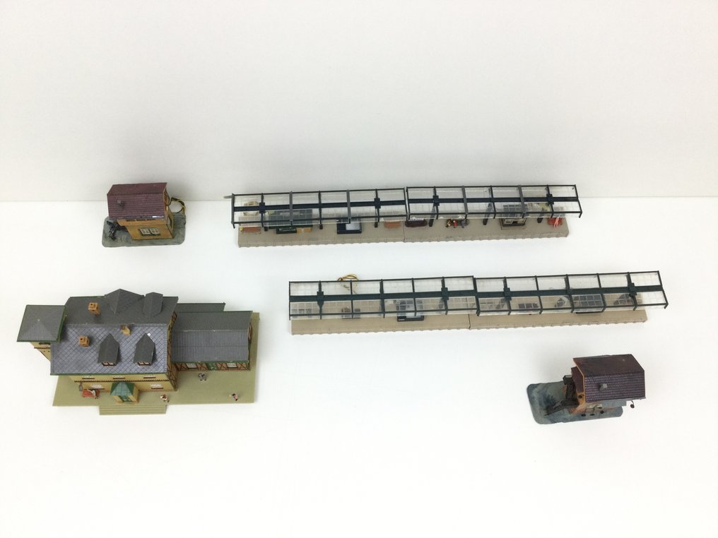 Faller, Kibri, Vollmer H0 - Bâtiments pour trains miniatures (7 ...