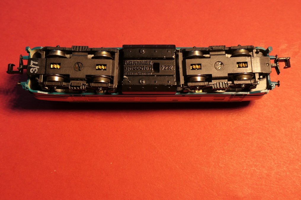 Fleischmann N - 7233 - Locomotive diesel (1) - BR210 - DB - Catawiki