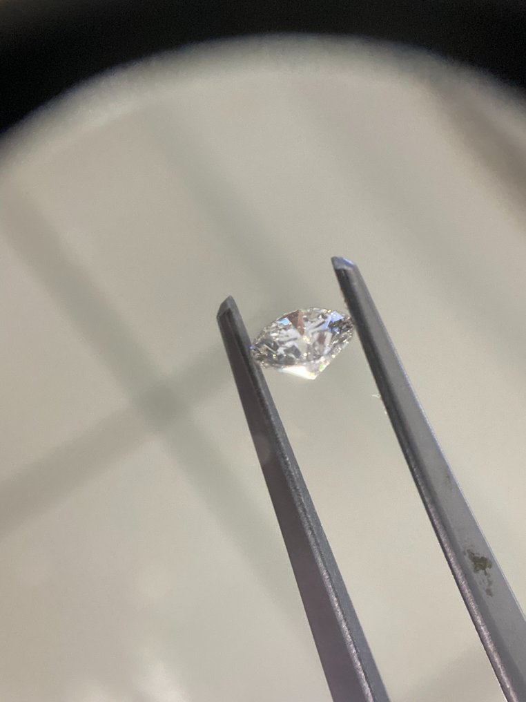 1 pcs Diamond - 0.31 ct - Brilliant, Round - F - VS2 - Catawiki