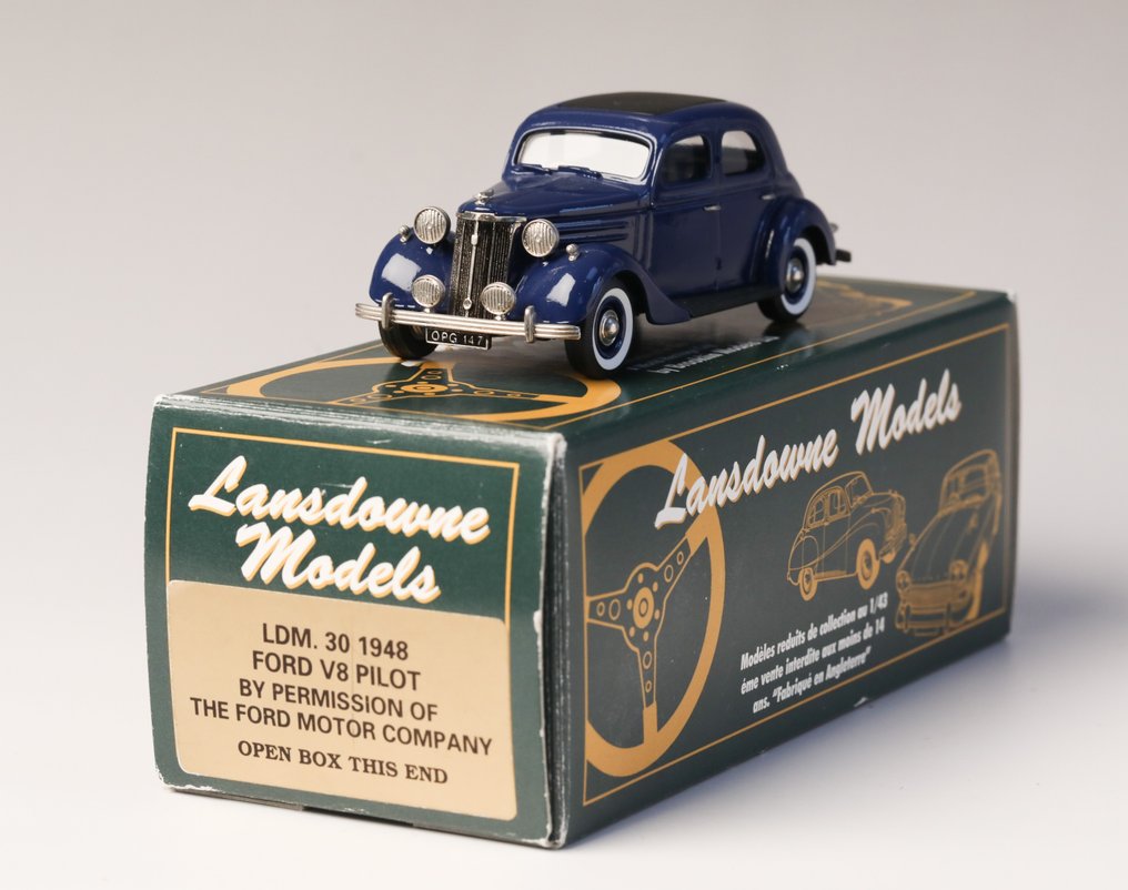 Lansdowne 1:43 - 1 - Coupé miniature - 1:43 LDM 30 1948 Ford V8 Pilot - Catawiki