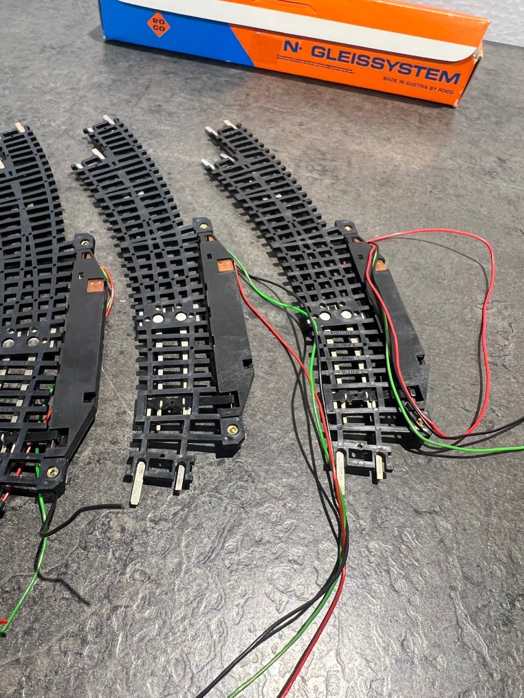 Roco N - 22275 - Modeltreinsporen (3) - bocht wissel rechts - Catawiki