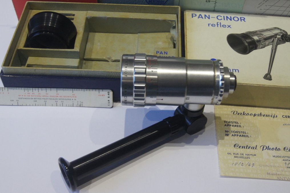 Som Berthiot ZOOM LENS 10-30mm f/2.8 Movie camera lens - Catawiki