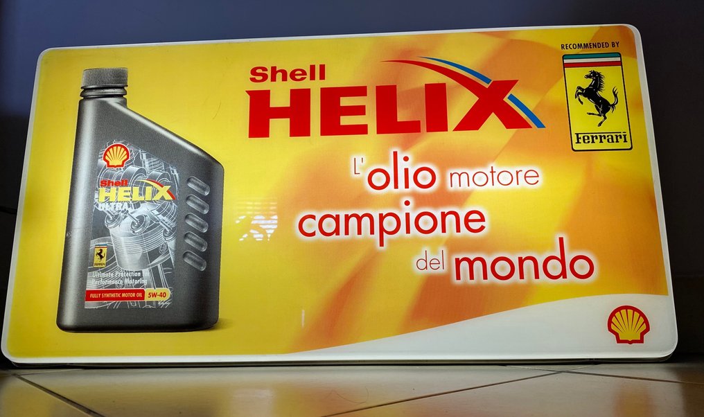 Shell Ferrari Helix - Lighted sign (1) - Plastic - Catawiki