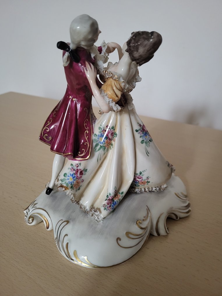 Capodimonte - Figurine - Porcelain - Catawiki