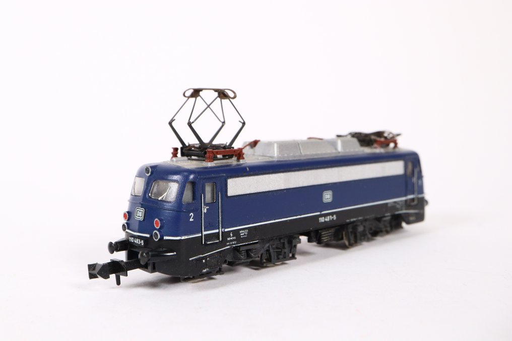 Trix N - 2054 - Electric locomotive - BR 110 483-5 - DB - Catawiki