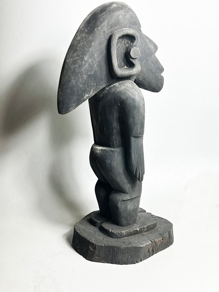 Spirit figure - Wood - ONTONG JAVA Island - Solomon Islands - Catawiki