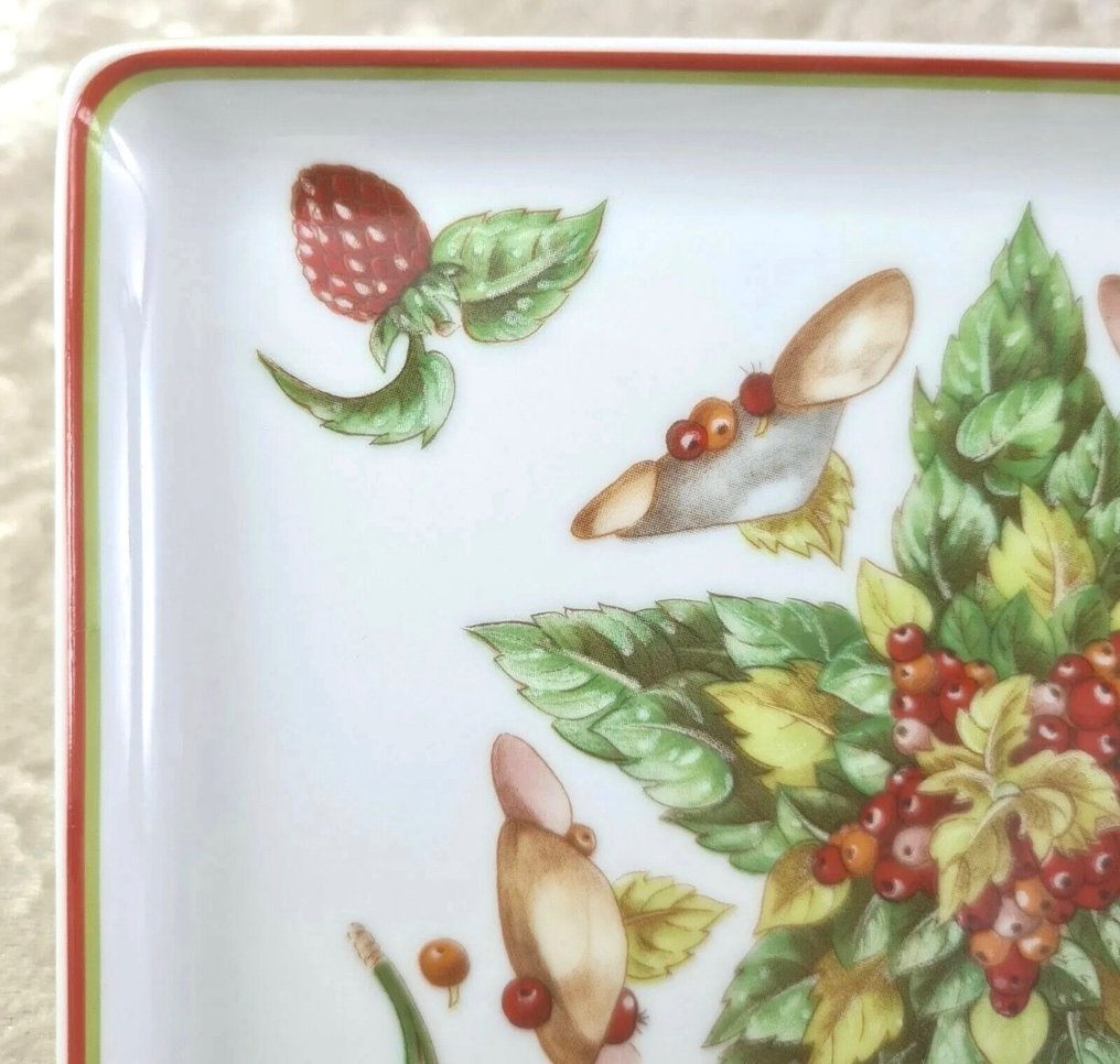 Hermès - Ashtray - Le Jardin de Pythagore - Porcelain - Catawiki Hermès - Ashtray - Le Jardin de Pythagore - Porcelain - Catawiki