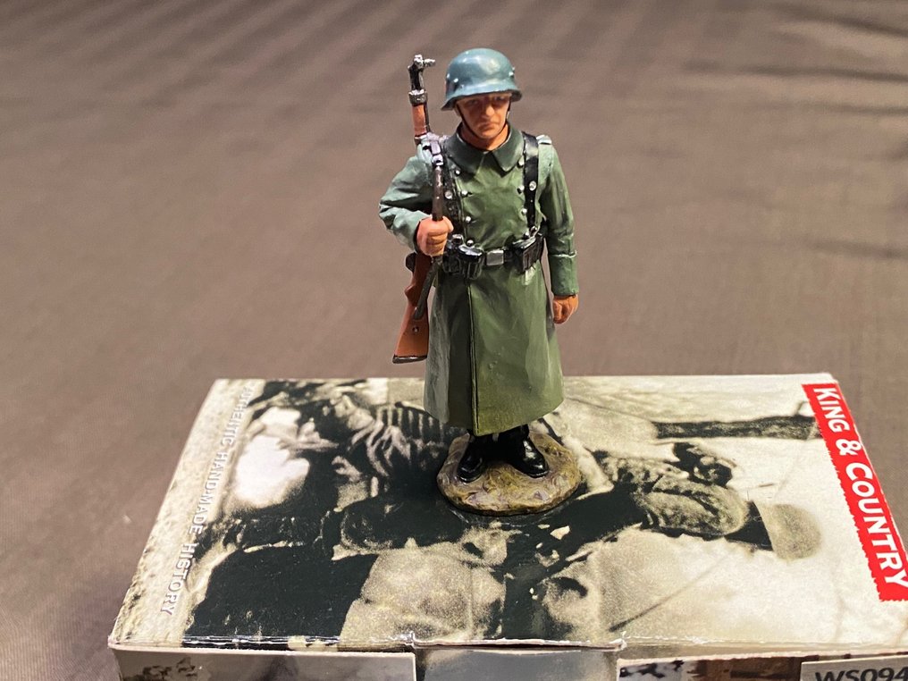 King & Country - WW2 - WS094 - Figure Standing German Guard - Catawiki