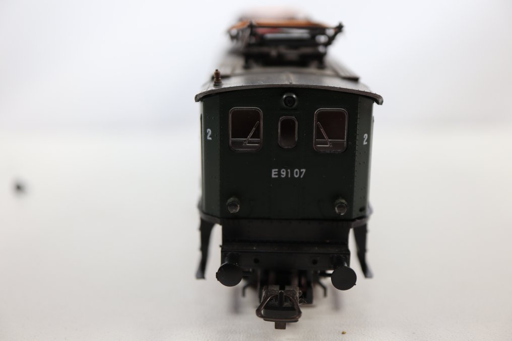 Roco H0 - 4139 - Electric locomotive - BR 191 - DB - Catawiki