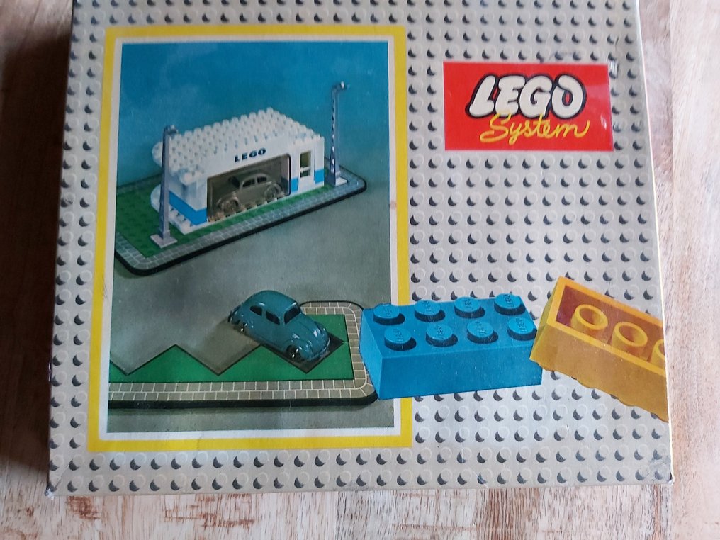 LEGO - Legoland - 307 - Car Classic Car Showroom - - Catawiki