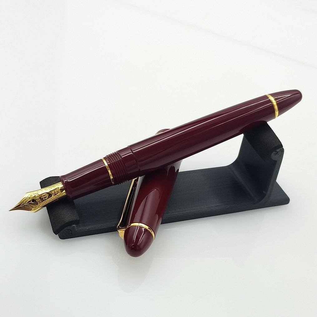 Sailor - 1911 Standard - Maroon - GT - FP - Vulpen - Catawiki
