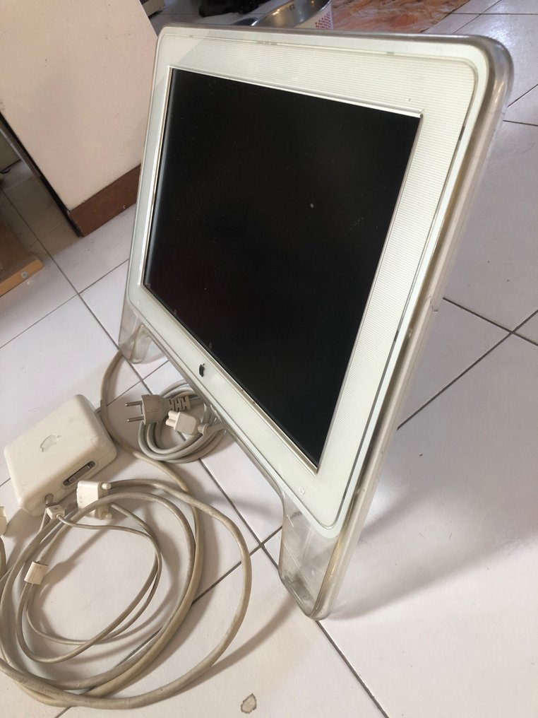 Apple studio display 23’ (2003) - Monitor (1) - Catawiki