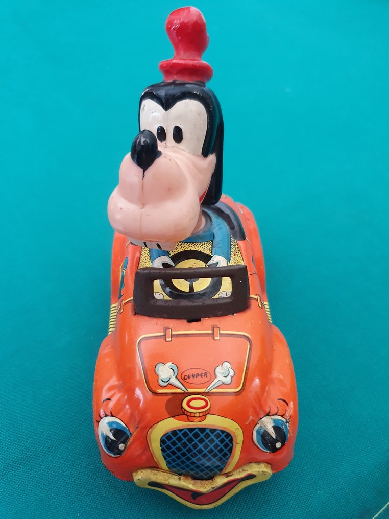 1966 - Madem S. L. Walt Disney - Goofy - Pateta - Carro de corda mecânica manual - Geyper ...