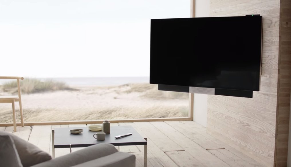 Bang & Olufsen Bang and Olufsen BeoVision Avant 55 Designer 4k UHD 55 ...
