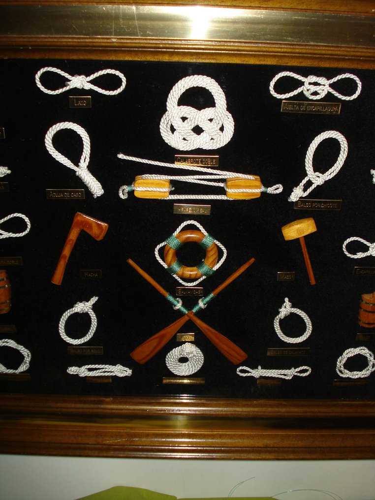 Nautical Knot Display Case Painting - wood, brass, glass - Catawiki