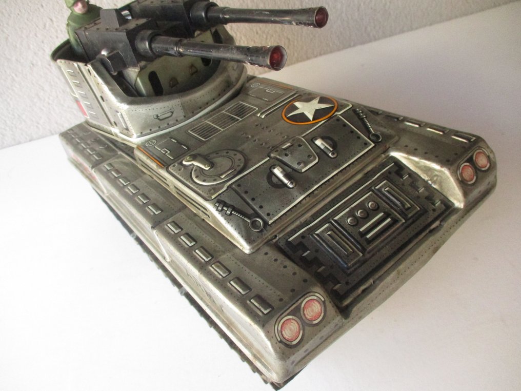 Yonezawa - giant m75 tank - 1960-1969 - Japan - Catawiki