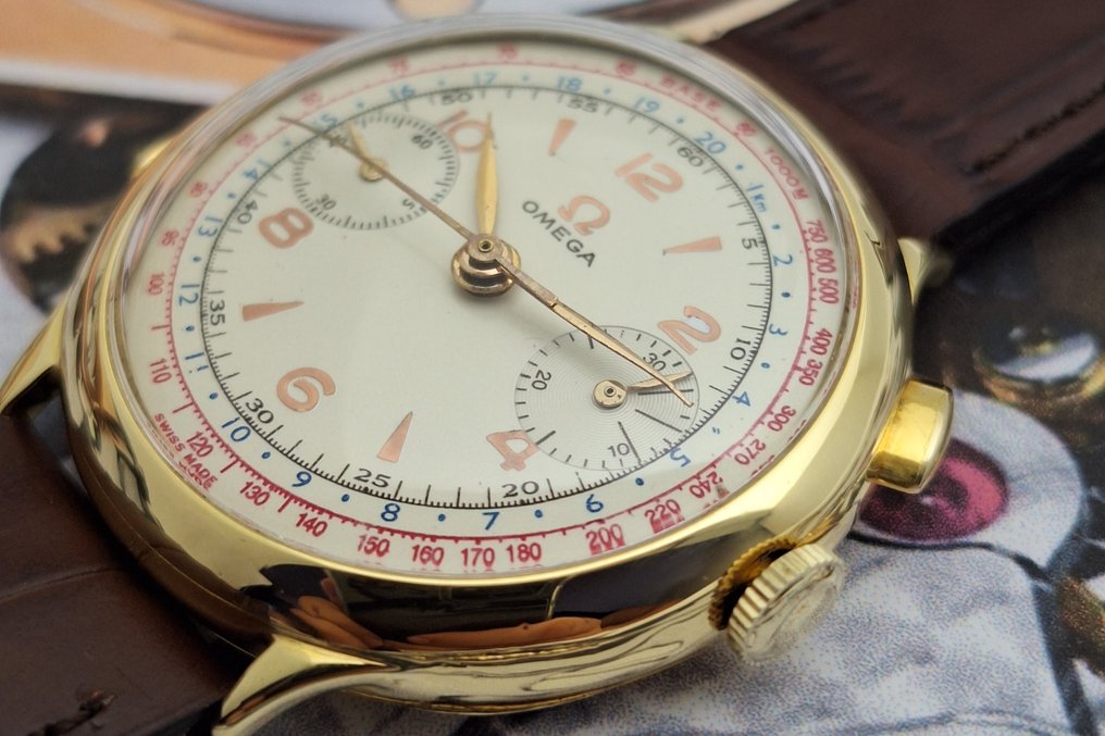 Omega - Chronographe Monopusher - Cal. Omega 33.3 - Solid Gold 18K ...