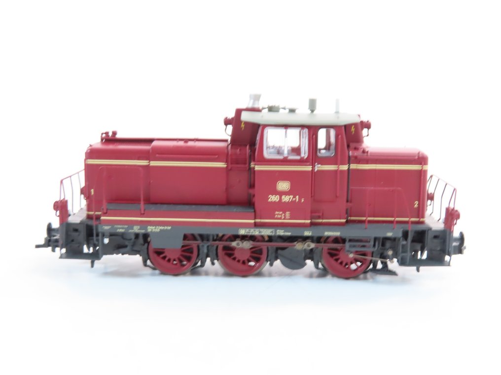 Piko H0 - 52830 - Diesel locomotive - BR 260 - DB - Catawiki