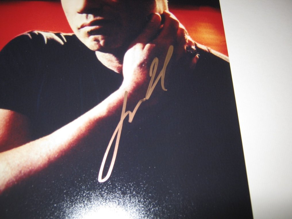 John Travolta - Autograph, Photo, Signed in person (Paris, - Catawiki