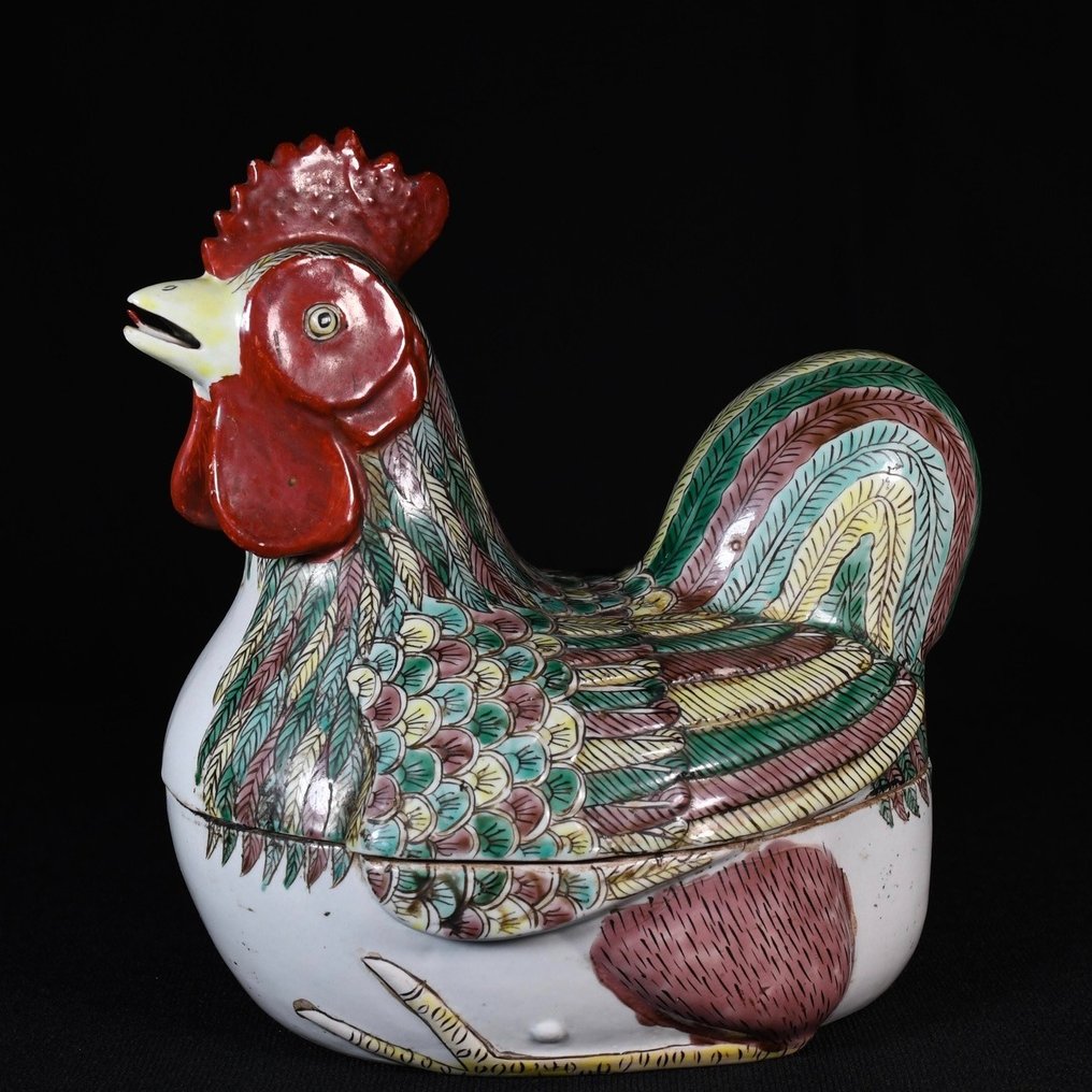 Rooster-shaped terrine with Famille Verte enamels - Porcelain - China ...