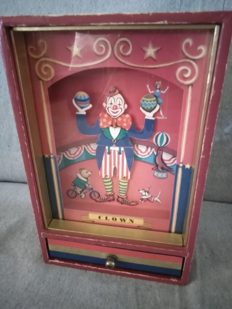 Ikecho - Music box (1) - Cardboard, Glass - Catawiki