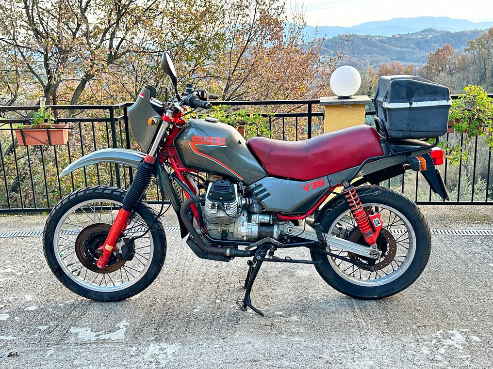 Moto Guzzi - V35 TT - Special - NO RESERVE - 650 cc - 1985 - Catawiki