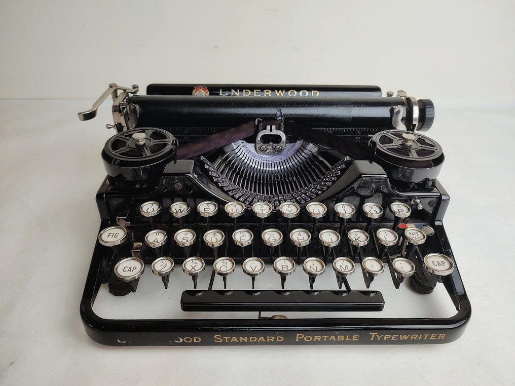 Underwood Portable 3-Bank - 1925 Typewriter - Iron (cast/wrought ...