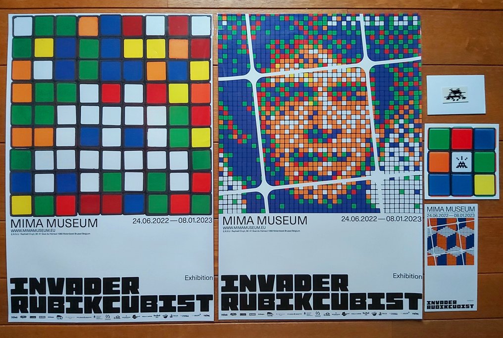 Invader - 2xposters, stickers, carte postale - Catawiki