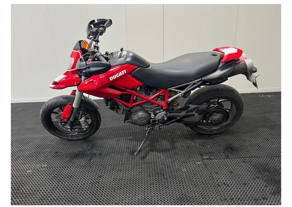 Ducati - Hypermotard - 796 cc - 2010 - Catawiki