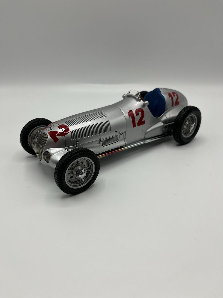 CMC 1:18 - 1 - Model race car - Mercedes-Benz W125 - Racing car - Catawiki