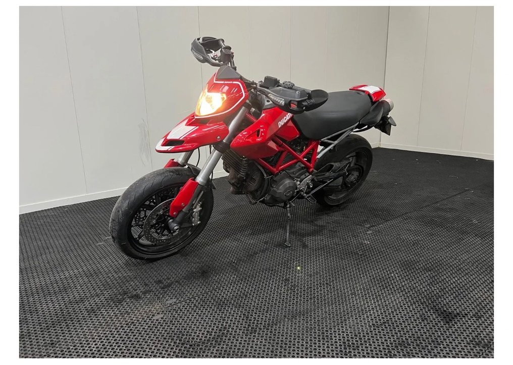 Ducati - Hypermotard - 796 cc - 2010 - Catawiki