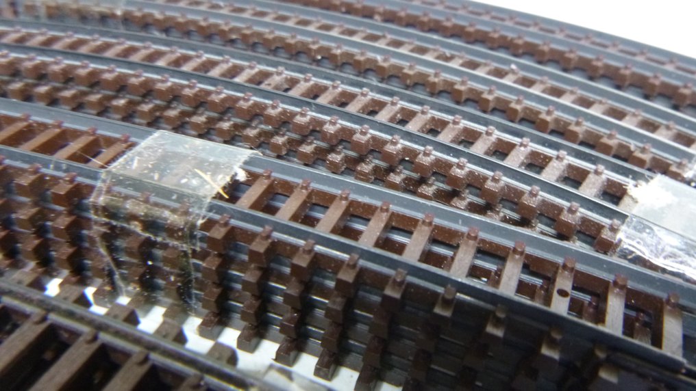 Arnold N - Model train tracks (110) - 110-piece compilation of well ...