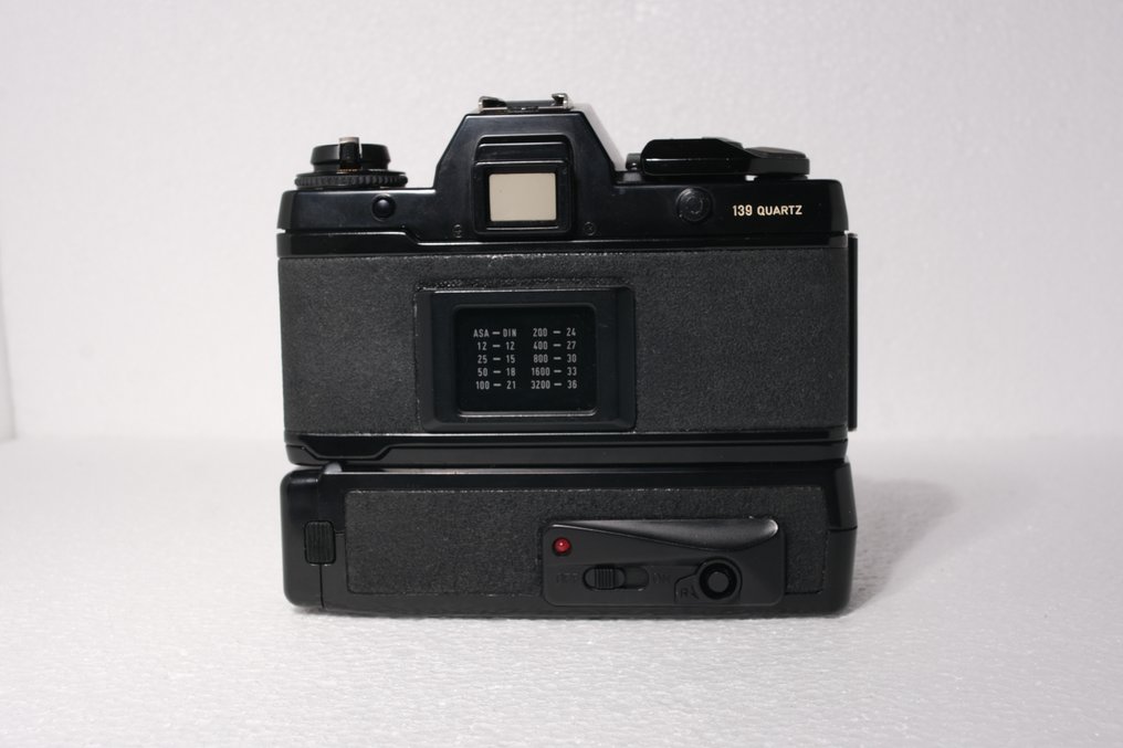 Contax 139q Winder Carl Zeiss 1750mm Single Lens Reflex Camera Slr Catawiki